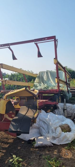 Remorca automata baloti new holland Dobrosloveni • OLX.ro
