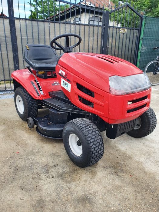 Tractoras de tuns iarba gazon MTD Mizil • OLX.ro
