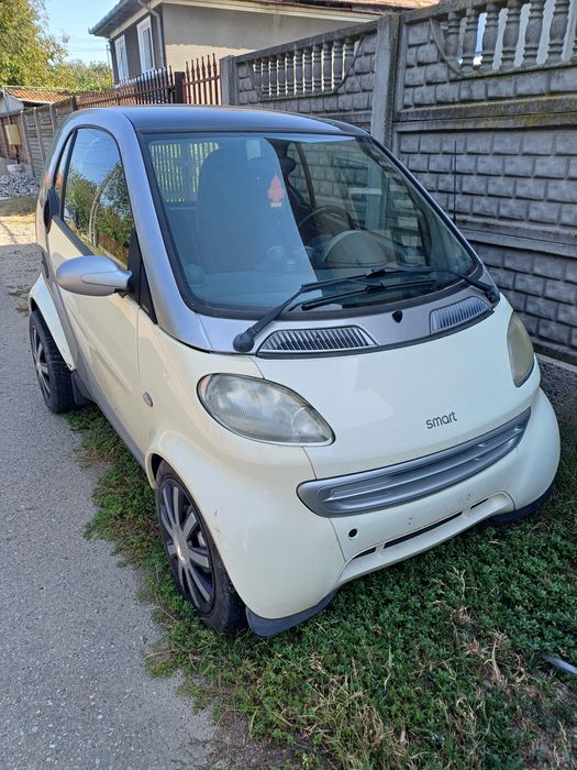 Vând mașină cu 2 locuri Campu Goblii • OLX.ro