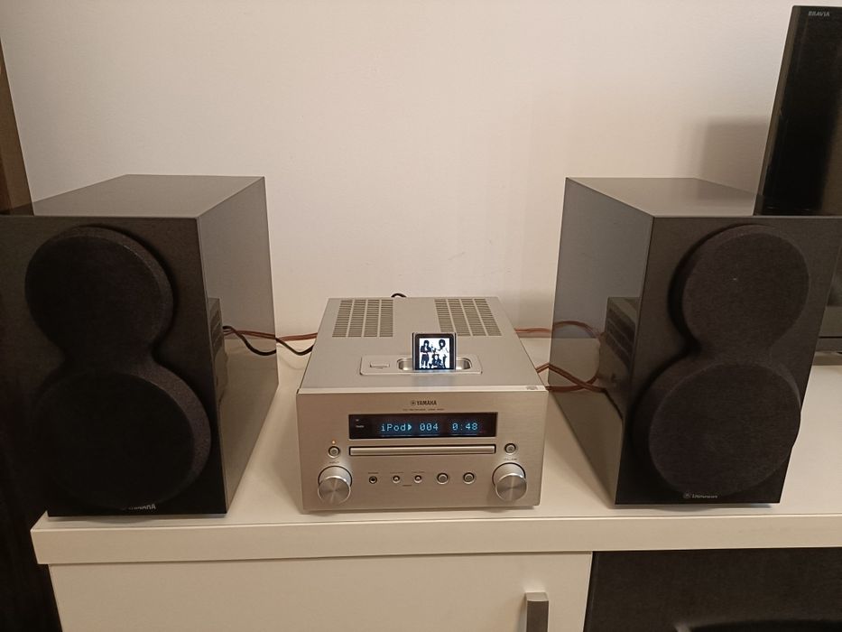 Yamaha CRX 550, cd, tuner, USB, dock ipod, amplificator, boxe Craiova • OLX.ro