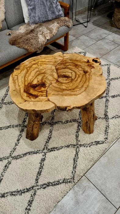 Masa cafea lemn masiv ,rustica ,unicat Brasov • OLX.ro