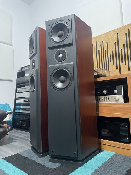 Boxe audiovector 3x Constanta • OLX.ro