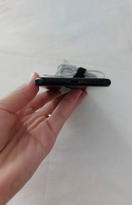 Iphone 7 negru(128Gb) Sibiu • OLX.ro