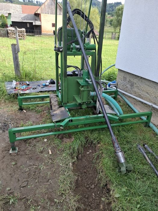 Utilaj foraj/mașinărie de forat puțuri de apă Ladauti • OLX.ro