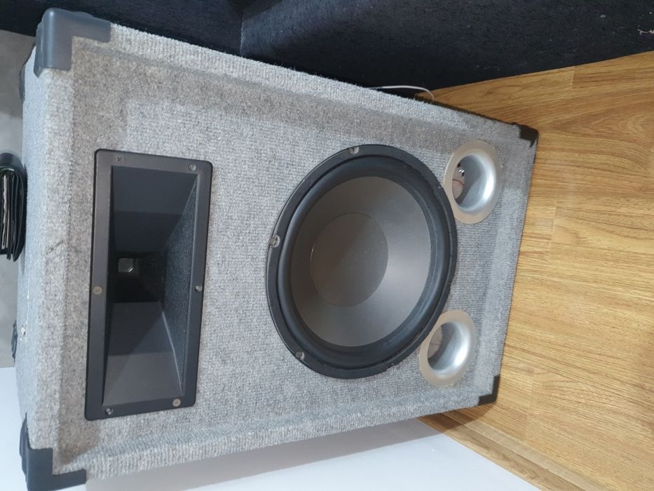 Vand boxe plus statie Oltenita • OLX.ro