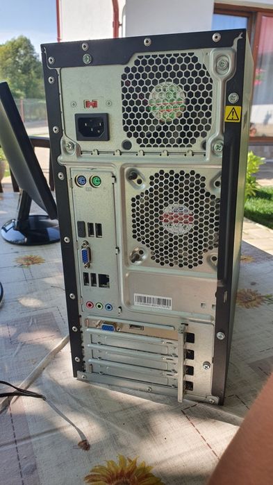 Unitate Lenovo (+monitor și periferice) Agnita • OLX.ro