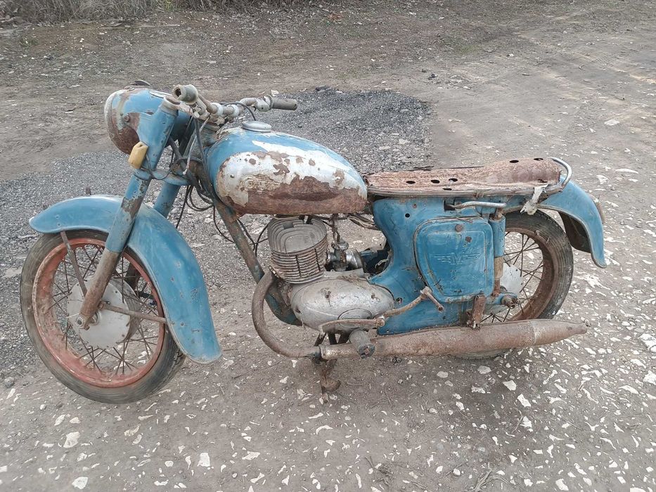 Балкан 250 ретро гр. Бяла Слатина • OLX.bg