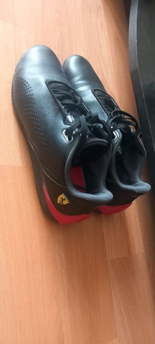 Adidasi Puma Ferrari Resita • OLX.ro