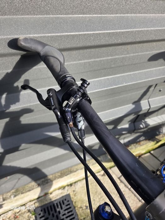 Bicicleta MTB Full Suspension Whyte T-129S Comanesti • OLX.ro