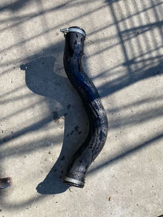 Furtun intercooler Volvo V40 31293717 Baia • OLX.ro