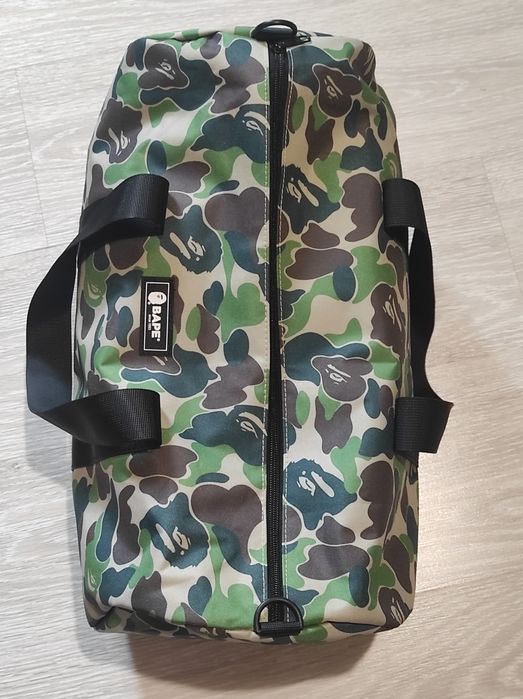 Geanta sport unisex Bape /Carhartt 45/55 Zalau • OLX.ro
