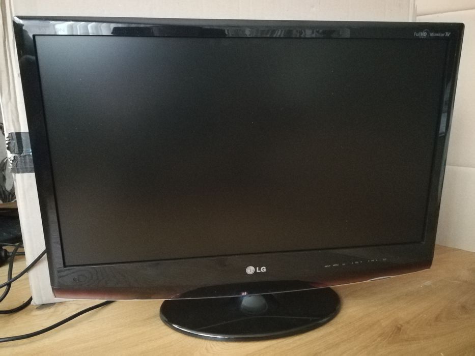 TV LCD LG Flatron 27inch FullHd HDMI USB scart Bucuresti Sectorul 6 • OLX.ro