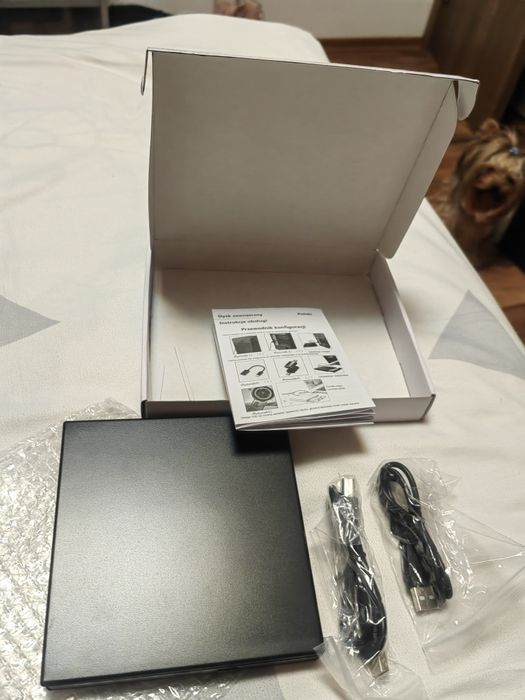 Външно CD DVD устройство гр. Аксаково • OLX.bg