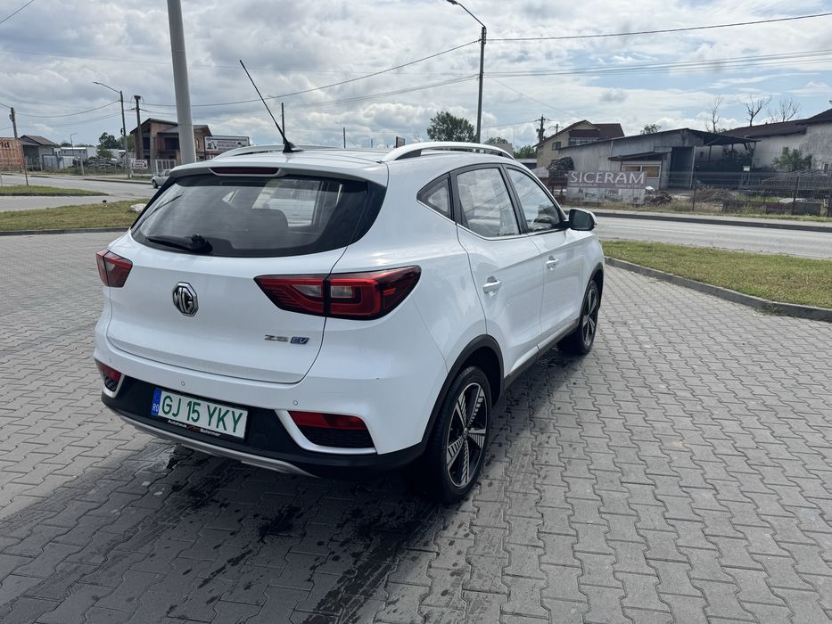 Vand MG ZE EV din 2021 Targu Jiu • OLX.ro
