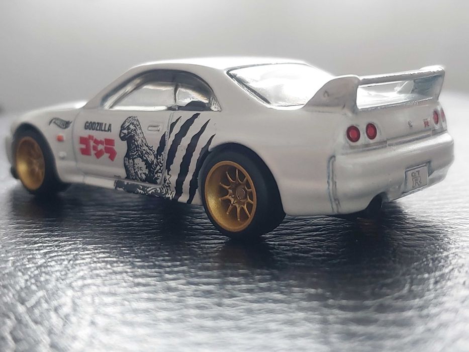 Hot wheels nissan skyline gtr r33 godzilla гр. Варна Център • OLX.bg