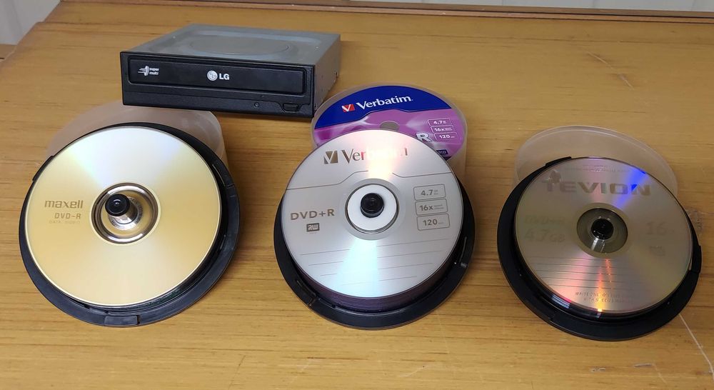 DVD дискове. Презаписваеми. DVD LG записвачка гр. Пловдив Западен • OLX.bg