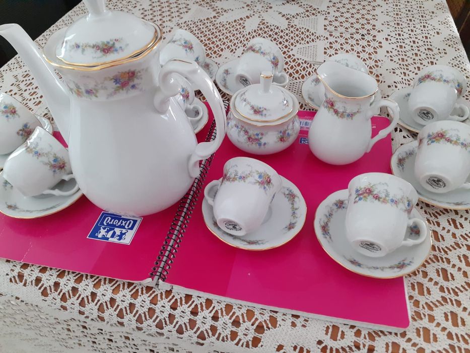 Set pretios din portelan fin Bohemia Carlsbad Maldaeni • OLX.ro