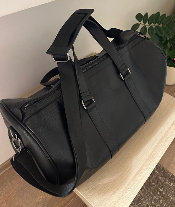 Geanta voiaj ZARA MAN Bucuresti Sectorul 3 • OLX.ro