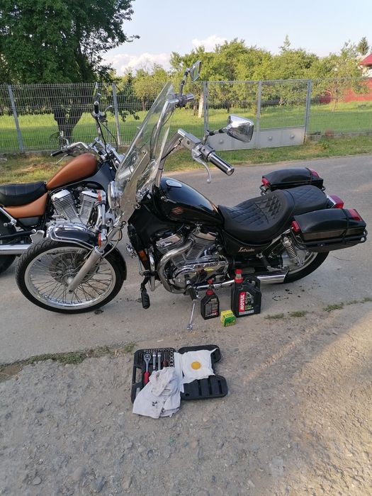 Suzuki intruder vs 750 Voinesti • OLX.ro