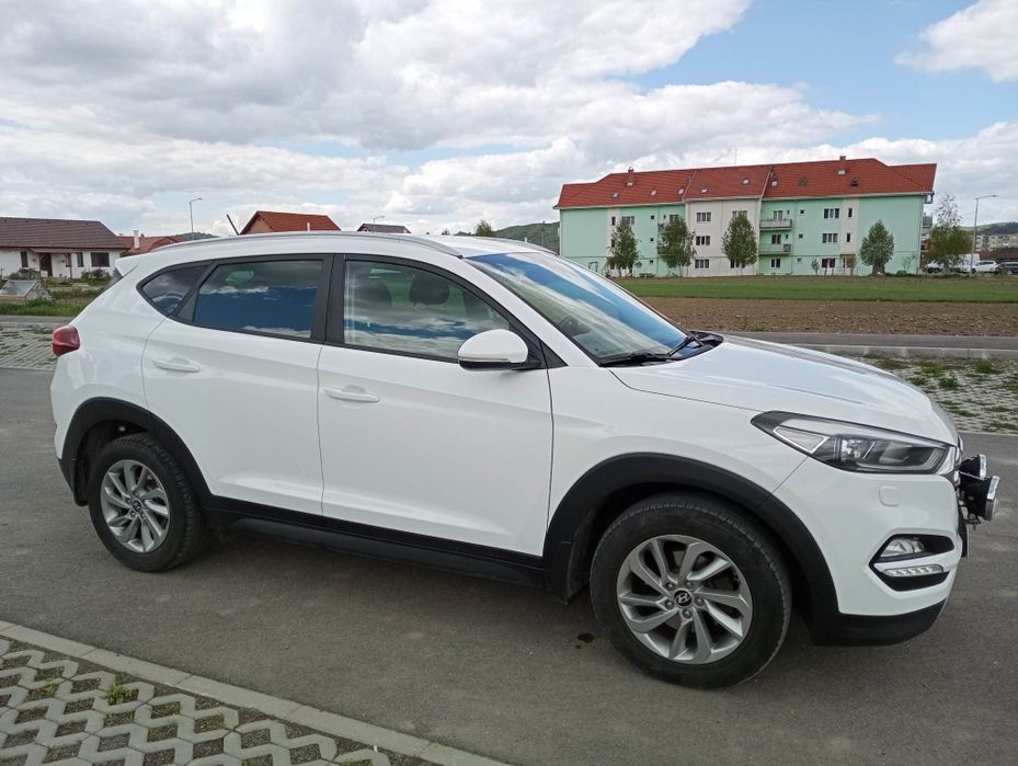 Hyundai Tucson, 4x4 Cristuru Secuiesc • OLX.ro