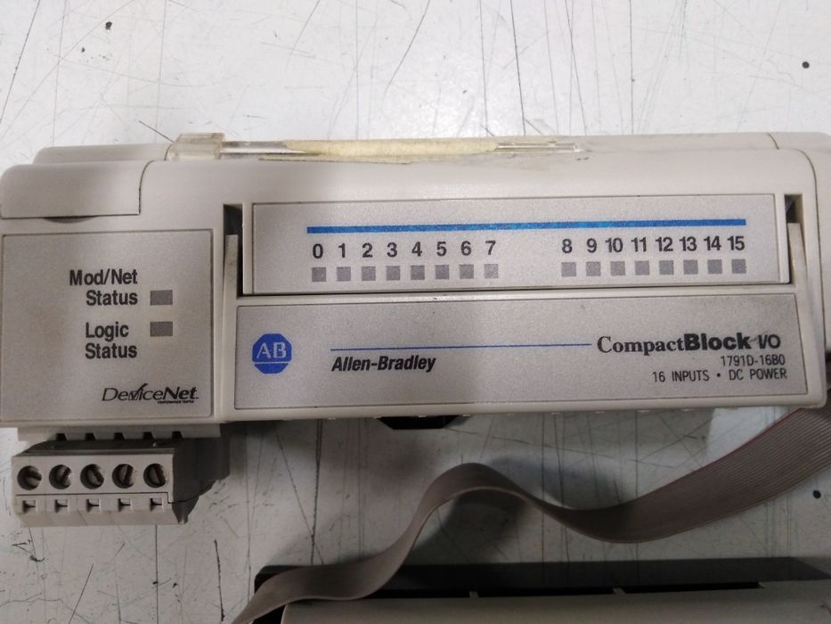 Microcontroler programabil ALLEN BRADLEY compact Block I/o Iasi • OLX.ro