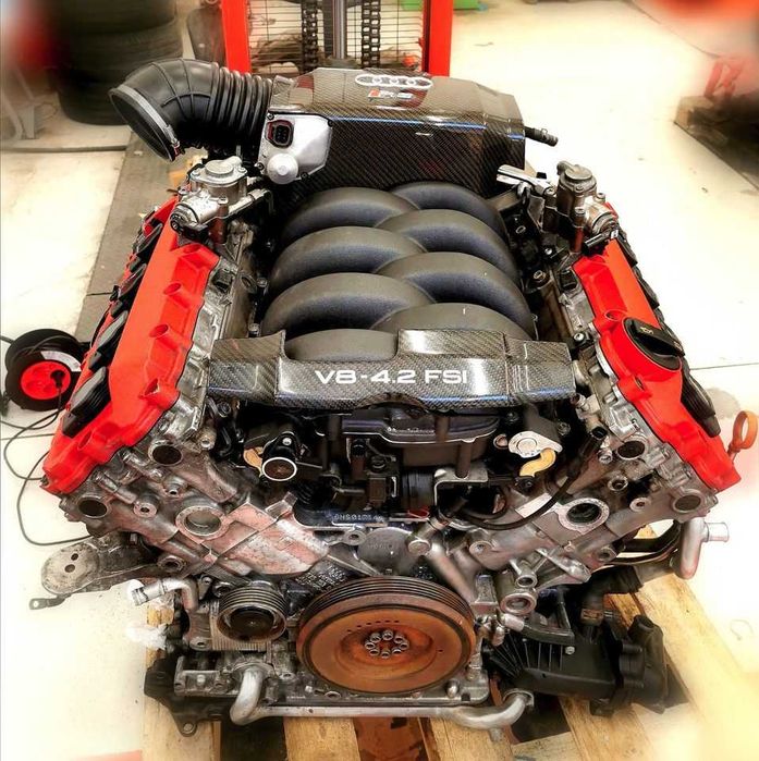 Vand 2 motoare Audi RS4 B7 V8 420hp cod BNS Cluj-Napoca • OLX.ro