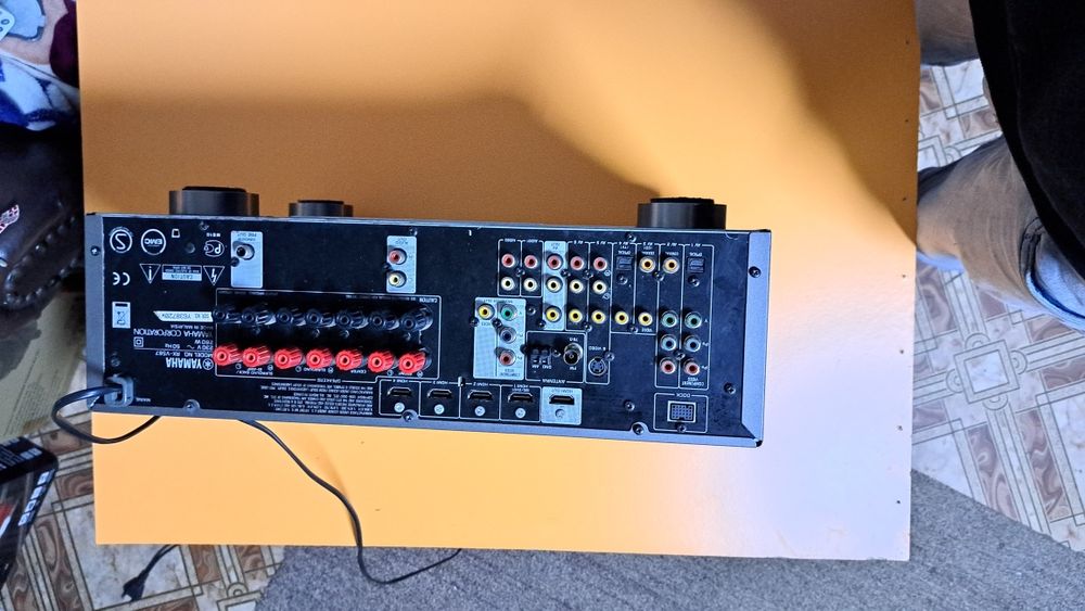 Statie Yamaha 7.1 cu boxe Tarian • OLX.ro