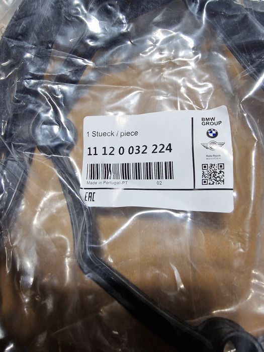 Гарнитура капак клапани BMW оригинална гр. Димитровград • OLX.bg