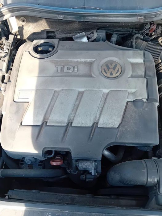 Vând VW PASSAT B6,DIESEL,DSG 6+1,an 2008 Moldova Noua • OLX.ro