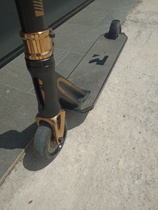 Тротинетка Root Invictus pro Gold Rush гр. Кърджали Възрожденци • OLX.bg