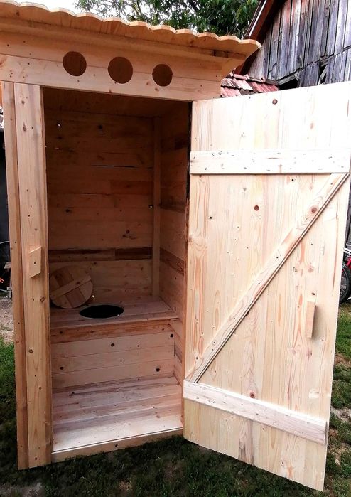 Wc de gradina Ofer transport contracost in Jud Mureș Panet • OLX.ro