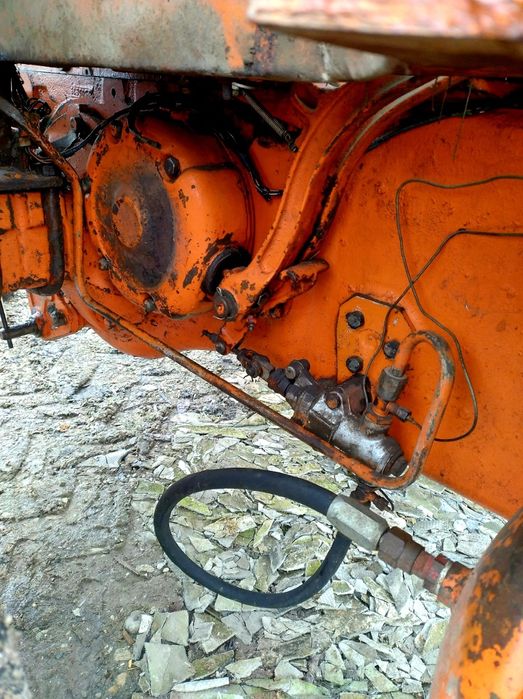 Tractor u650 monobloc fabricat 1993 disc și plug Oradea • OLX.ro