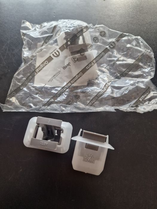 Оригинални щипки за Alfa Romeo 159 ,50500769 гр. София Подуяне • OLX.bg