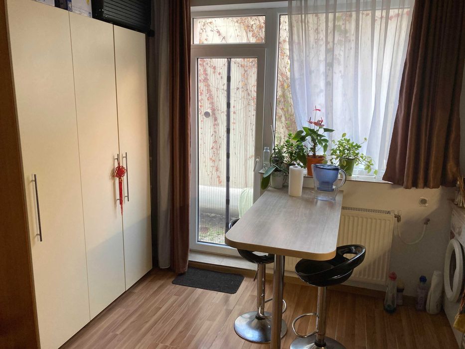 Apartament de închiriat lângă FSEGA – cu terasă, liniște și vibe bun ...