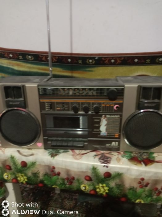 Vând casetofon sharp Medias • OLX.ro