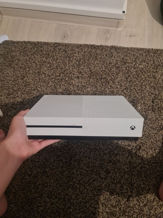 Xbox one S (versiune disc) Ilfov Bragadiru • OLX.ro