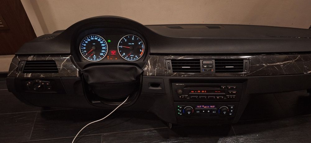 Компютърен симулатор bmw e90 sim rig гр. София Дружба 2 • OLX.bg