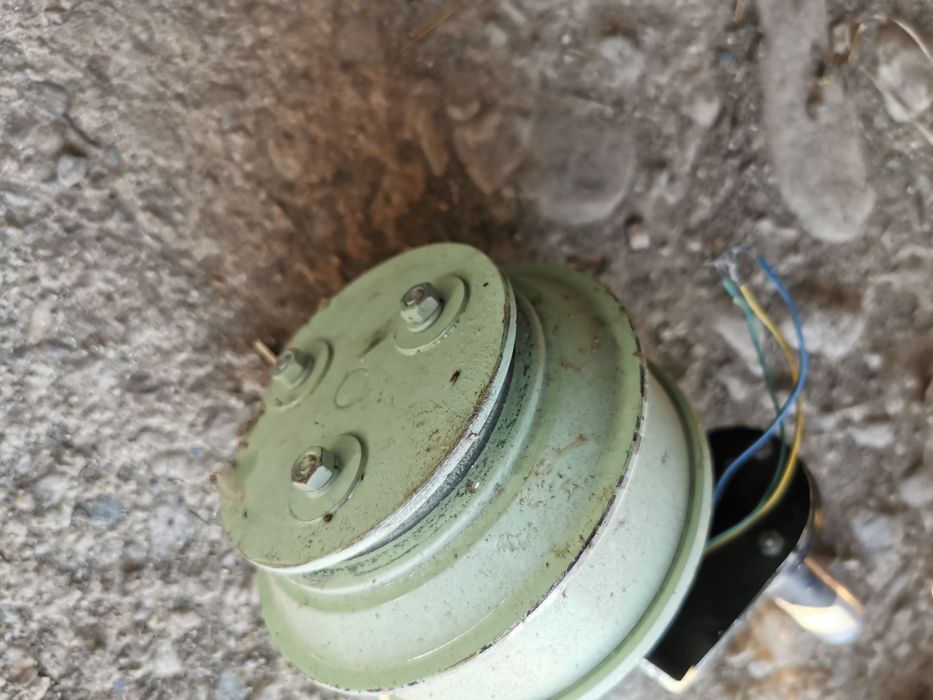 Vând generator eolian Dosu Bricii • OLX.ro