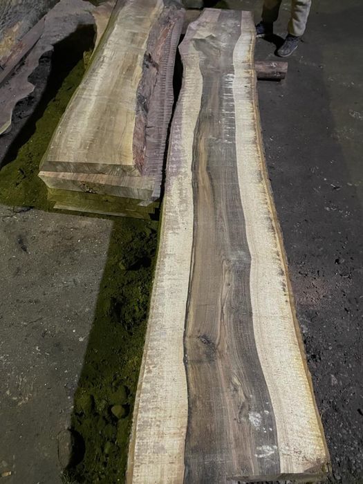 Cherestea din lemn de nuc Pitesti • OLX.ro