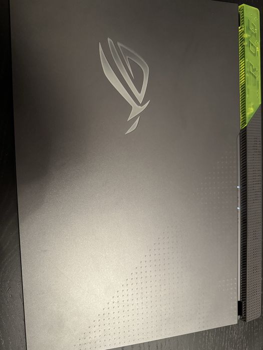 Asus Rog Strix G15 Impecabil,Fc25 inclus,Controller PS5 inclus Focsani ...