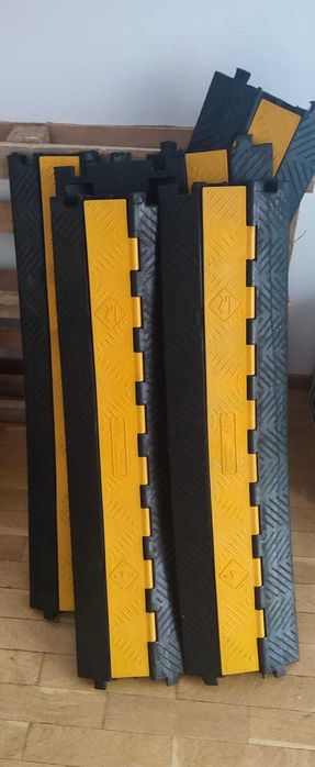 Pod protecție pentru cabluri Bucuresti Sectorul 2 • OLX.ro