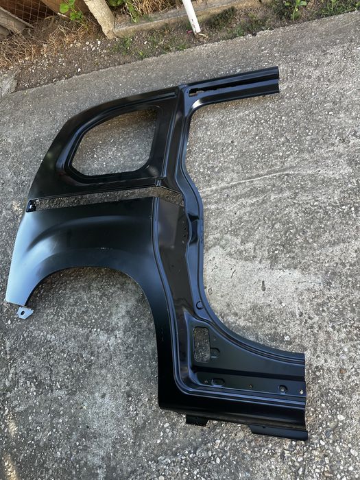 Aripă dreapta spate citroen berlimgo.peugeot partner.4. Cernica • OLX.ro