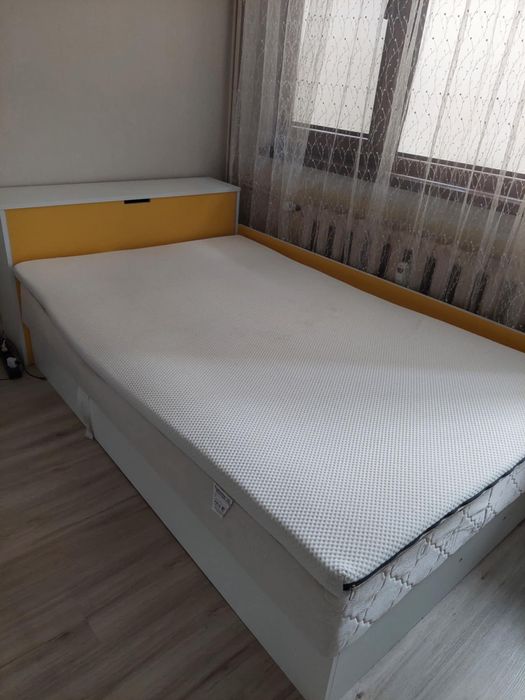 Легло приста с матрак 129/190 и шкаф гр. София НПЗ Хаджи Димитър • OLX.bg