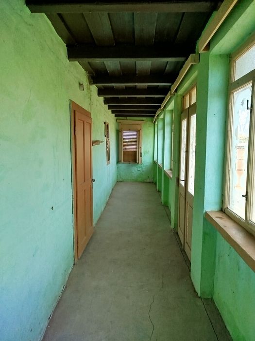 Vând casă cu gradină în Com. Șimand, Jud. Arad Simand • OLX.ro