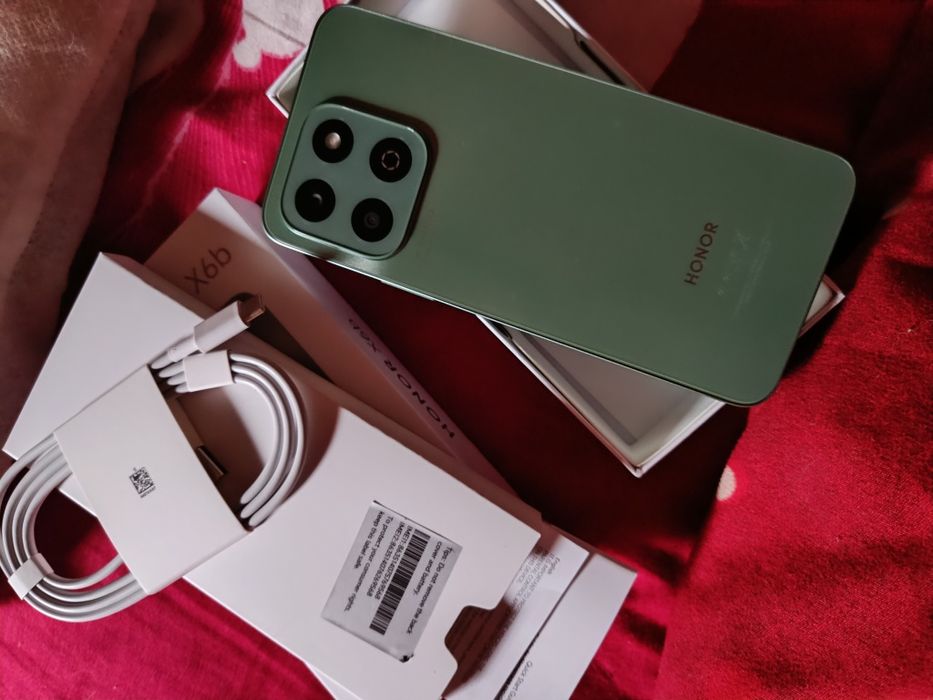 Honor X6b, 4GB, 128 GB verde, nou( garanție) Bucuresti Sectorul 5 • OLX.ro