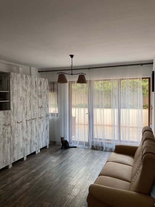 Ap. în Mamaia Sat cu terasă imensă ideal pentru o fam.cu copii mici ...