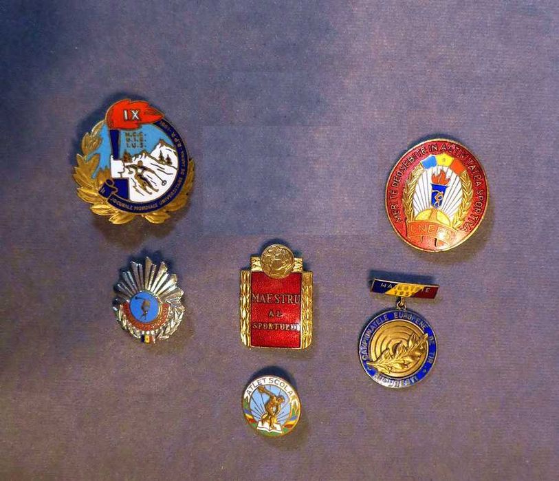 insigne rare regaliste de vanzare ' Anunturi ' OLX.ro