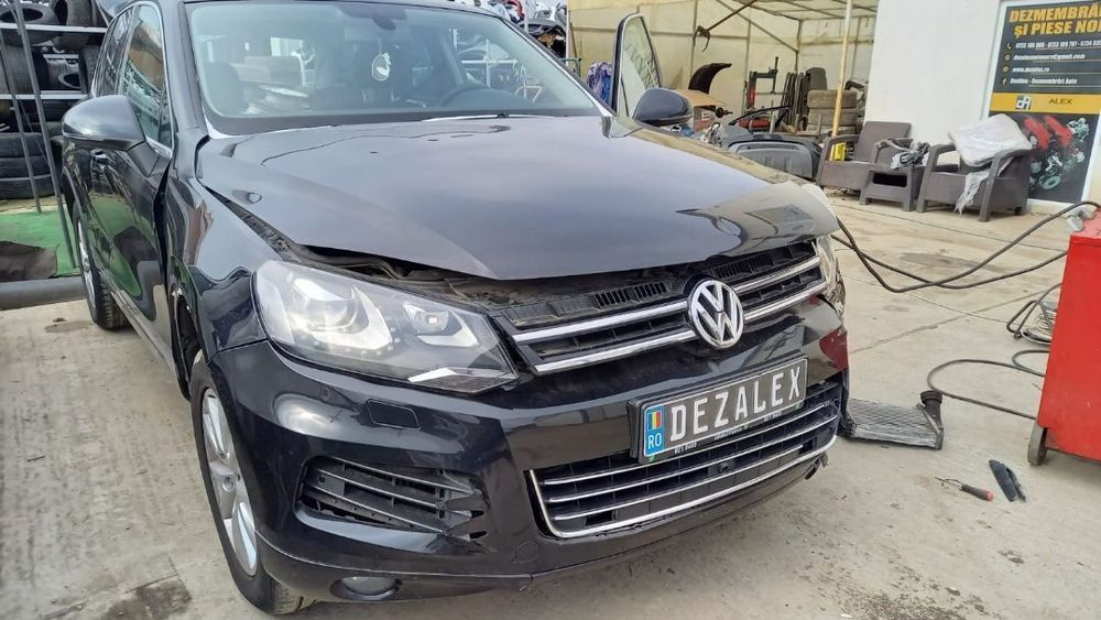 Dezmembrari Volkswagen Touareg 7P 2012 176kw 240cp CASA 3.0 TDi Banesti • OLX.ro