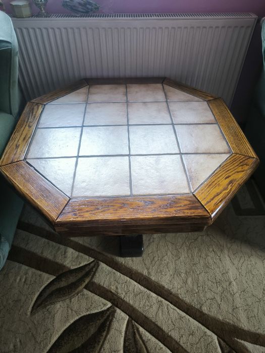Masa cafea art deco 1x1 m,lemn masiv Sacele • OLX.ro