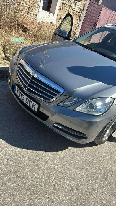 Продавам мерцедес е 220 651 мотор w212 комби на части всичко е налично гр. Пазарджик Център • OLX.bg